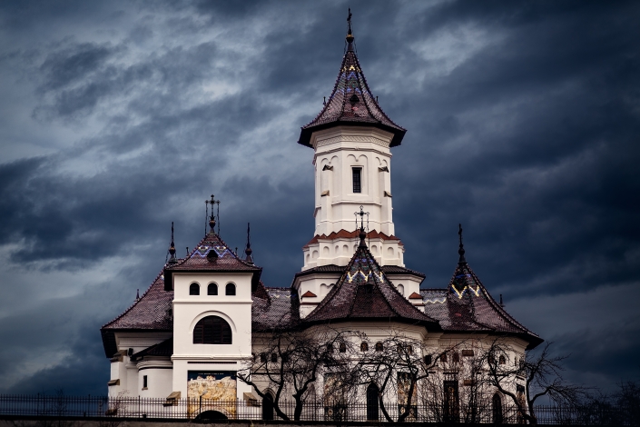 Destinatii - Sadova Suceava | Obiective turistice Bucovina